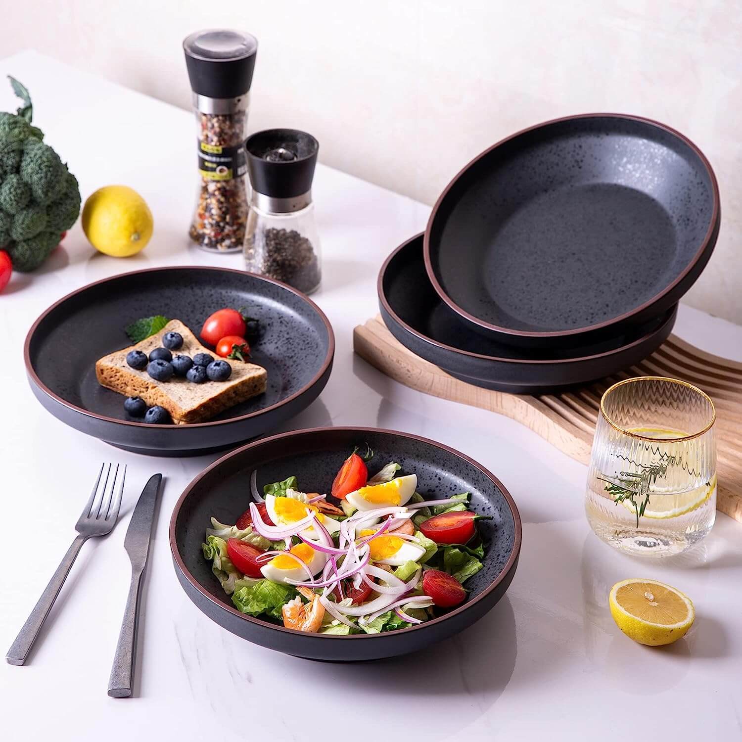 Heated Plates for the Elderly: Best Warming Options